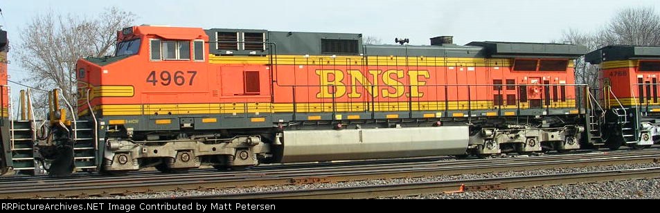 BNSF 4967